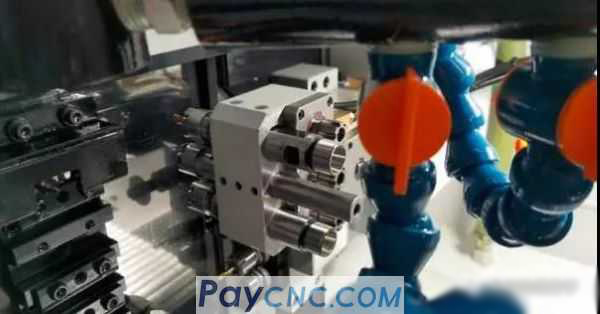 Difference between Longitudinal lathe