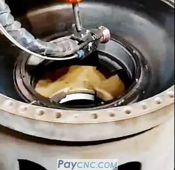 Metal dusting on the inner surface of