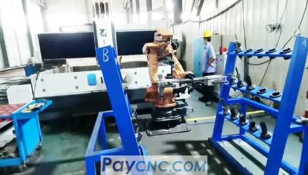 Big tool change with RB50 Robot